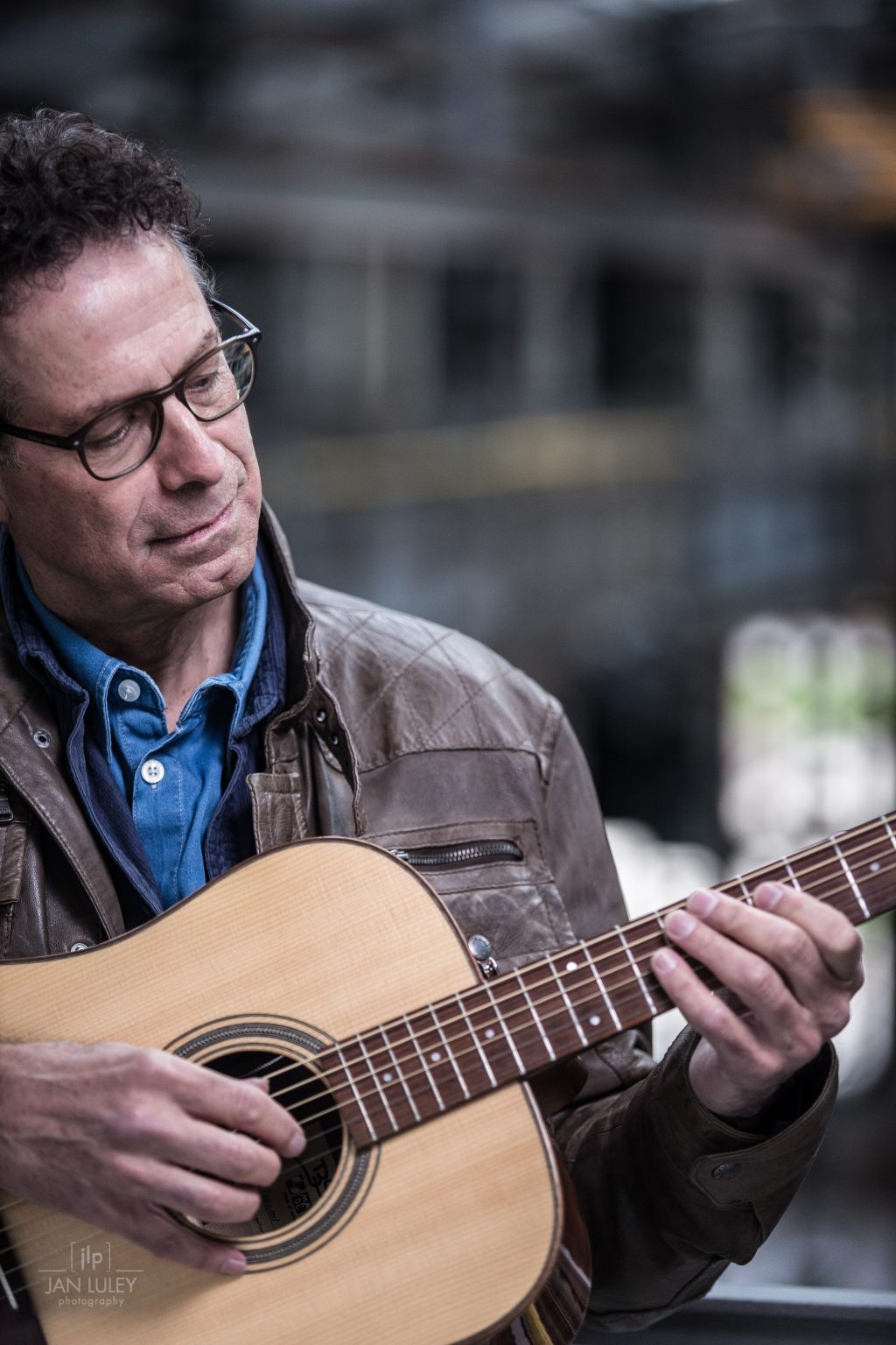 Frankfurt Art Bar – Restaurant, Bar & Live Music Venue